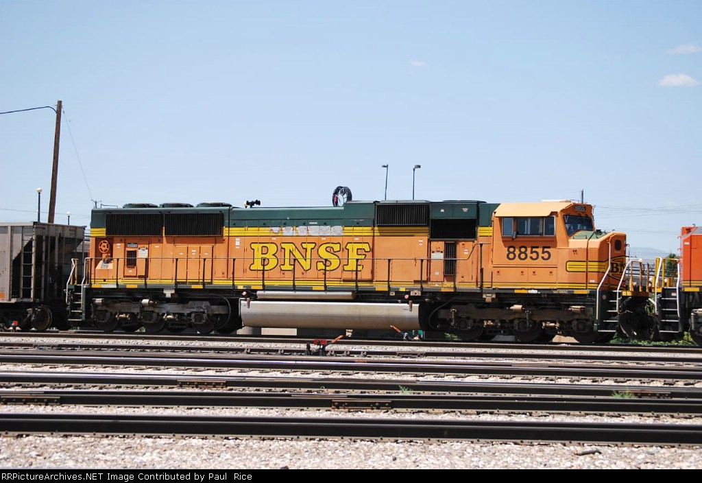 BNSF 8855